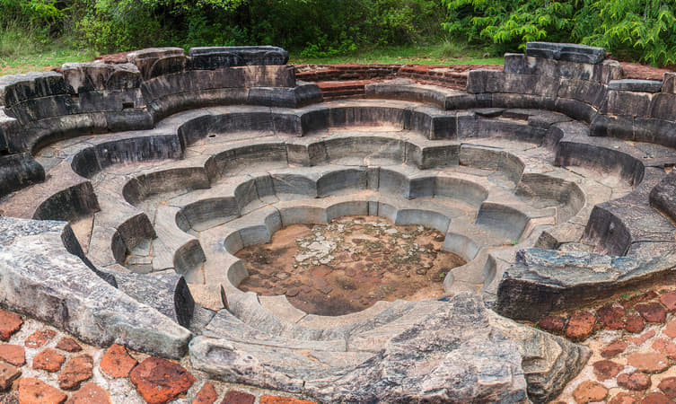 20 Historical Places in Sri Lanka | Best Monuments in Sri Lanka!
