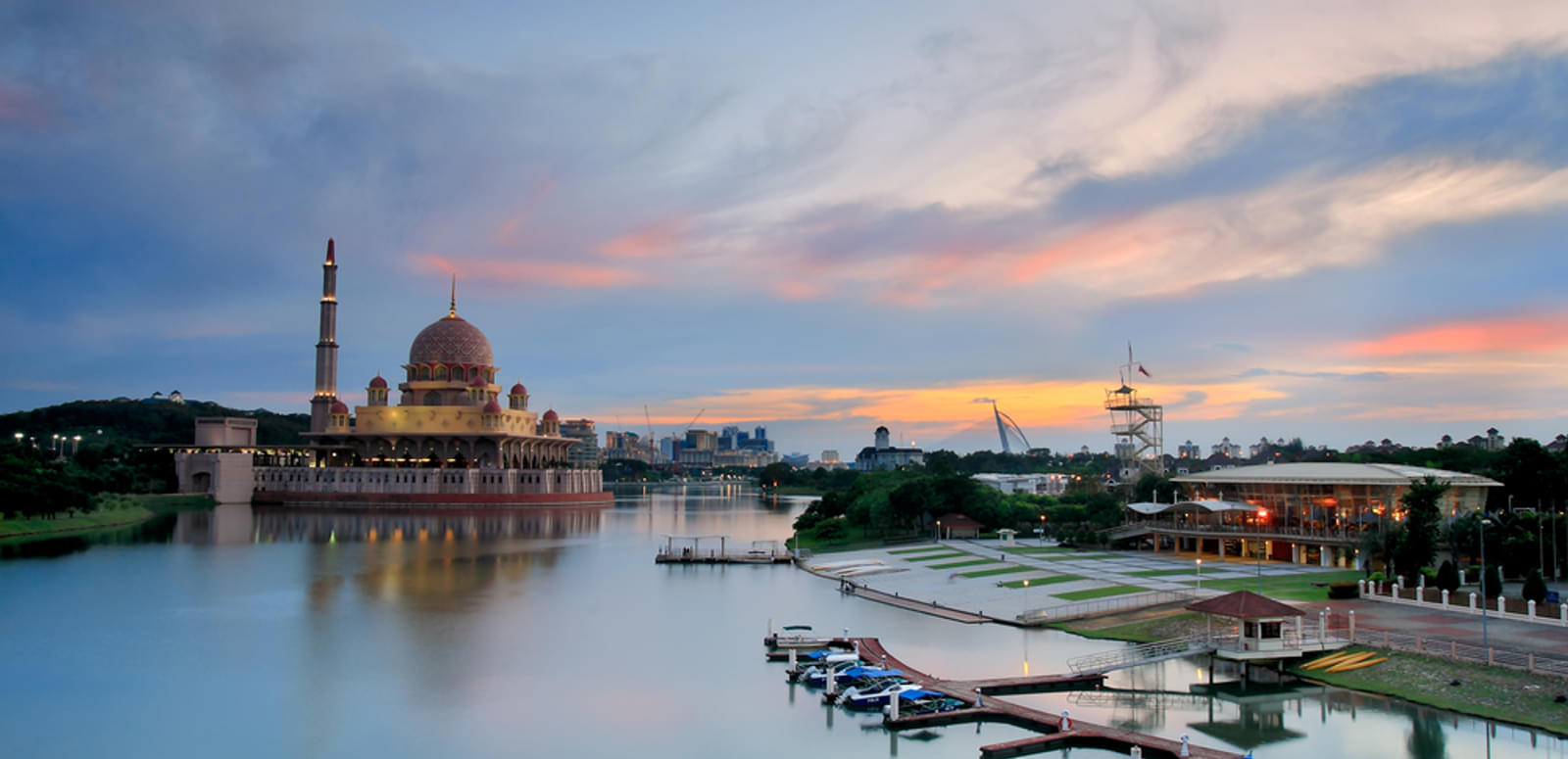 Putrajaya Tour Package | Book Now @ Flat 15% Off