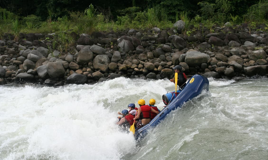 River Rafting in Manali: Upto 50% Off On Manali Rafting Packages