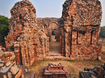 15 Places to Visit in South Delhi, Tourist Places & Attractions