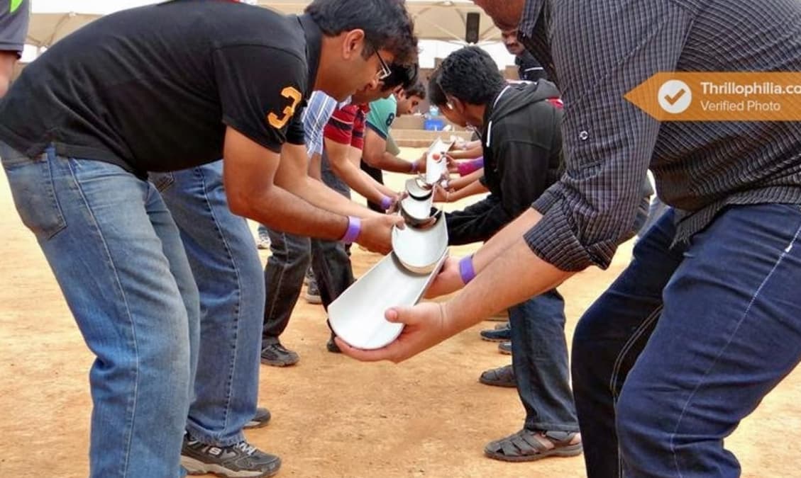 15 Best Outdoor Team Building Activities