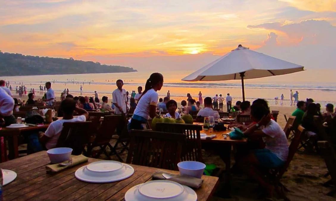 25 Best Romantic Dinners in Bali with Gorgeous Views