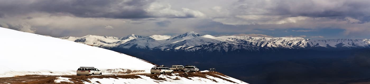 Leh Ladakh In Winter - A Complete Guide For How to Plan Your Trip!