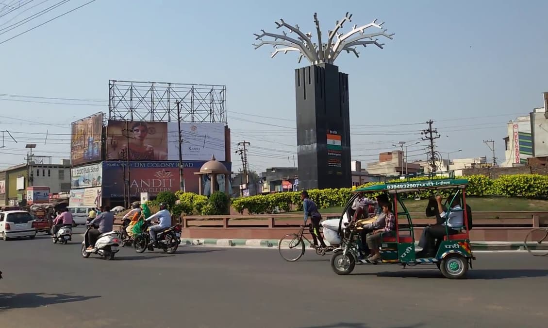 20 Places to Visit Near Delhi Within 200 Kms (With Distance)