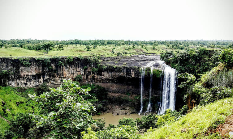 10 Best Waterfalls in Indore | Waterfalls near Indore