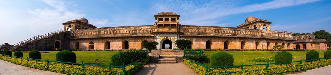 20 Places to Visit in Mandu, Tourist Places & Top Attractions