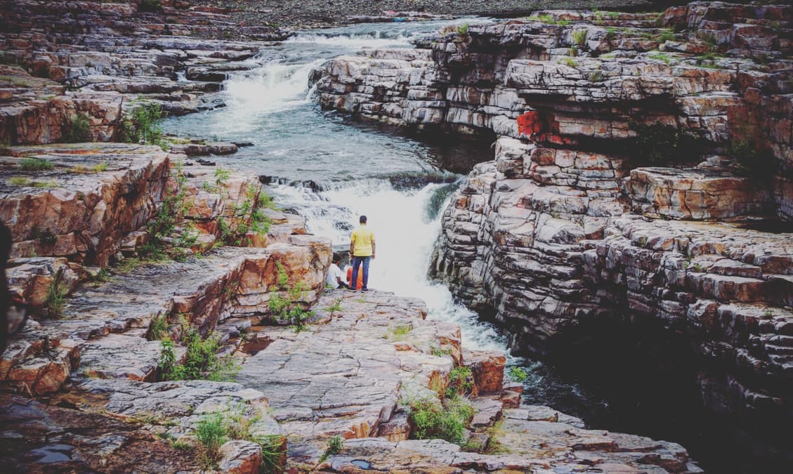 10 Best Waterfalls in Indore | Waterfalls near Indore
