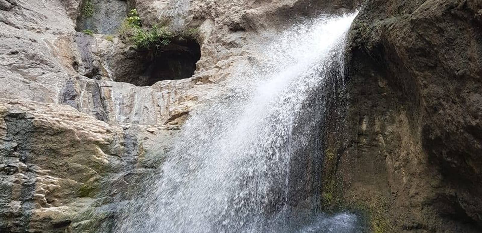 Mohadi Waterfall Trek, Indore | Book Now @ Rs 550 Only