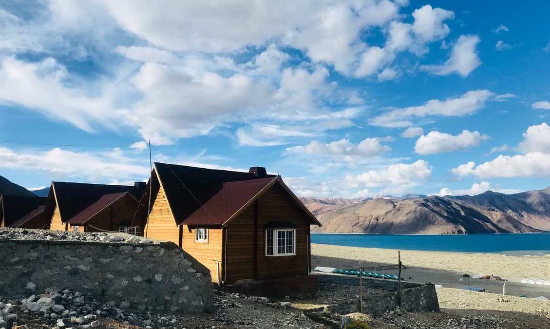 10 Hotels in Pangong Lake, Book Now & Get Upto 40% Off
