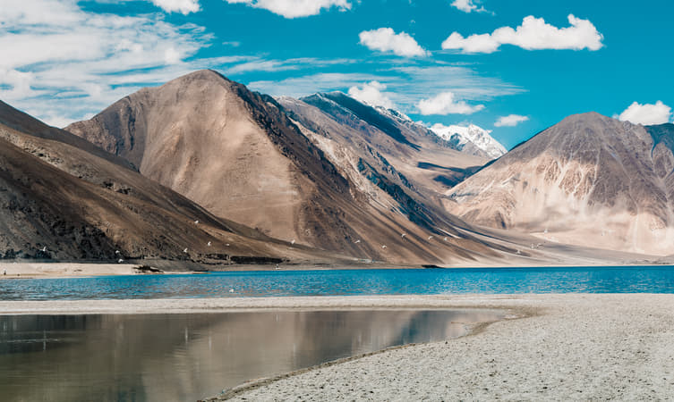 Leh Ladakh Temperature - All Month Weather Guide of Ladakh 2025
