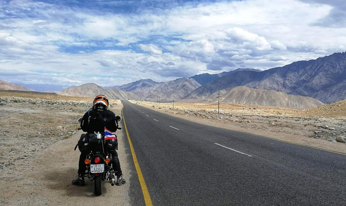 Leh Ladakh Bike Rentals 2025 | How to Rent a Motorcycle in Leh