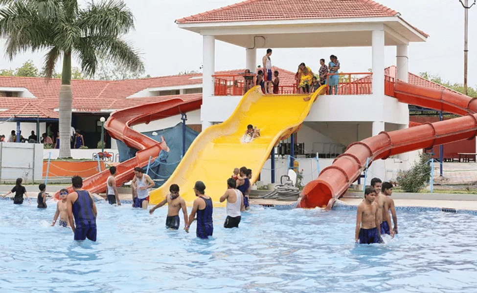 6 Best Amusement Parks in Indore | Water Parks in Indore