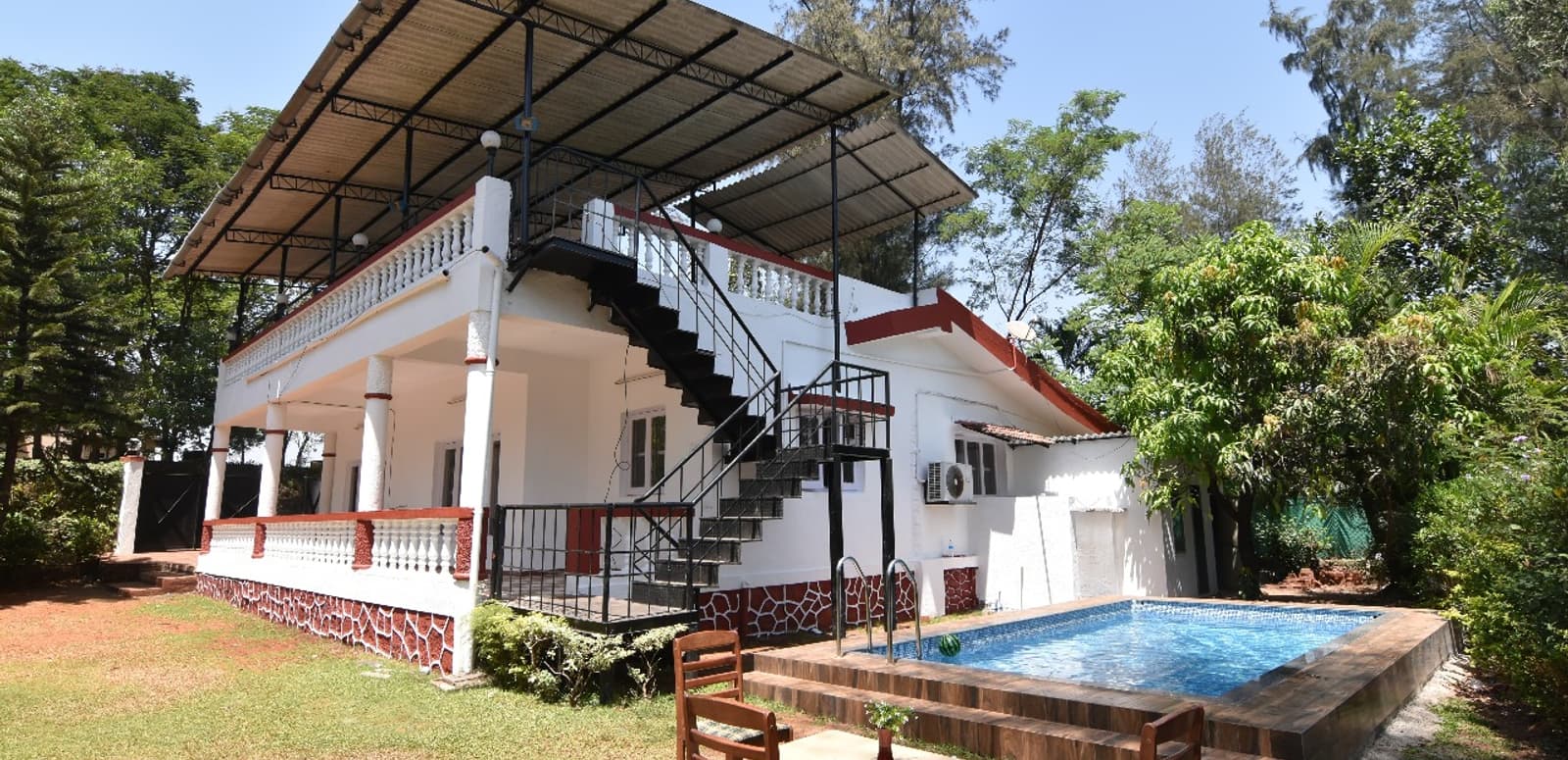 Homestay With Jacuzzi Pool, Lonavala Flat 15% Off