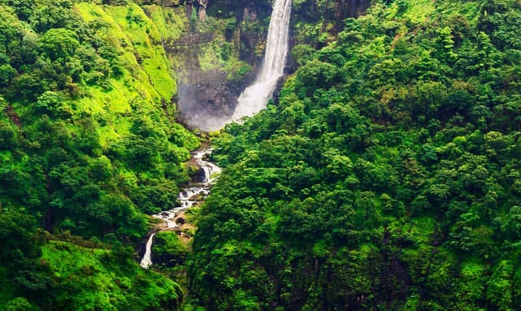 20 Waterfalls near Pune - Distance & Best Time (Updated)
