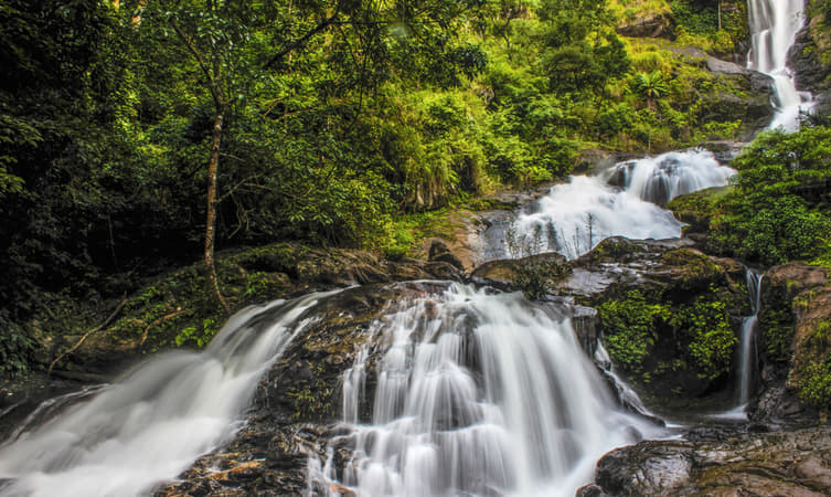 8 Best Waterfalls in Coorg - Distance & Best Time (Updated)