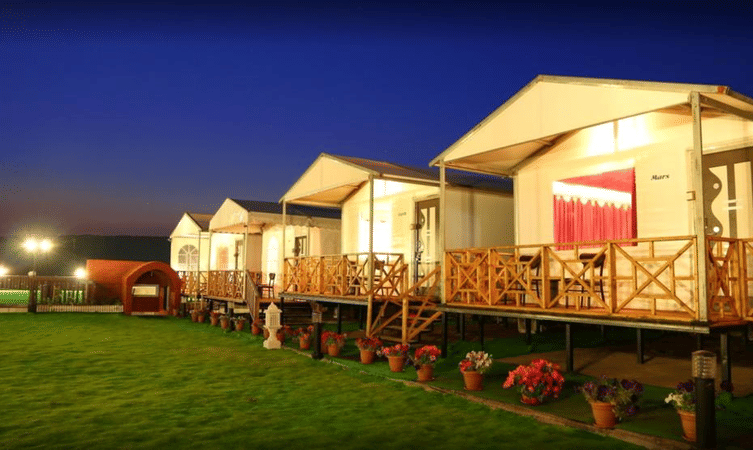 20 Resorts in Mahabaleshwar for Couples, Book @ 50% Off