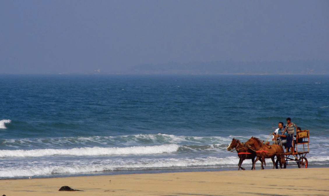 4 Best Beaches in Ganpatipule - 2026 (With Photos & Reviews)