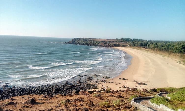 15 Beaches in Ratnagiri For A Sun-Kissed Getaway 2026
