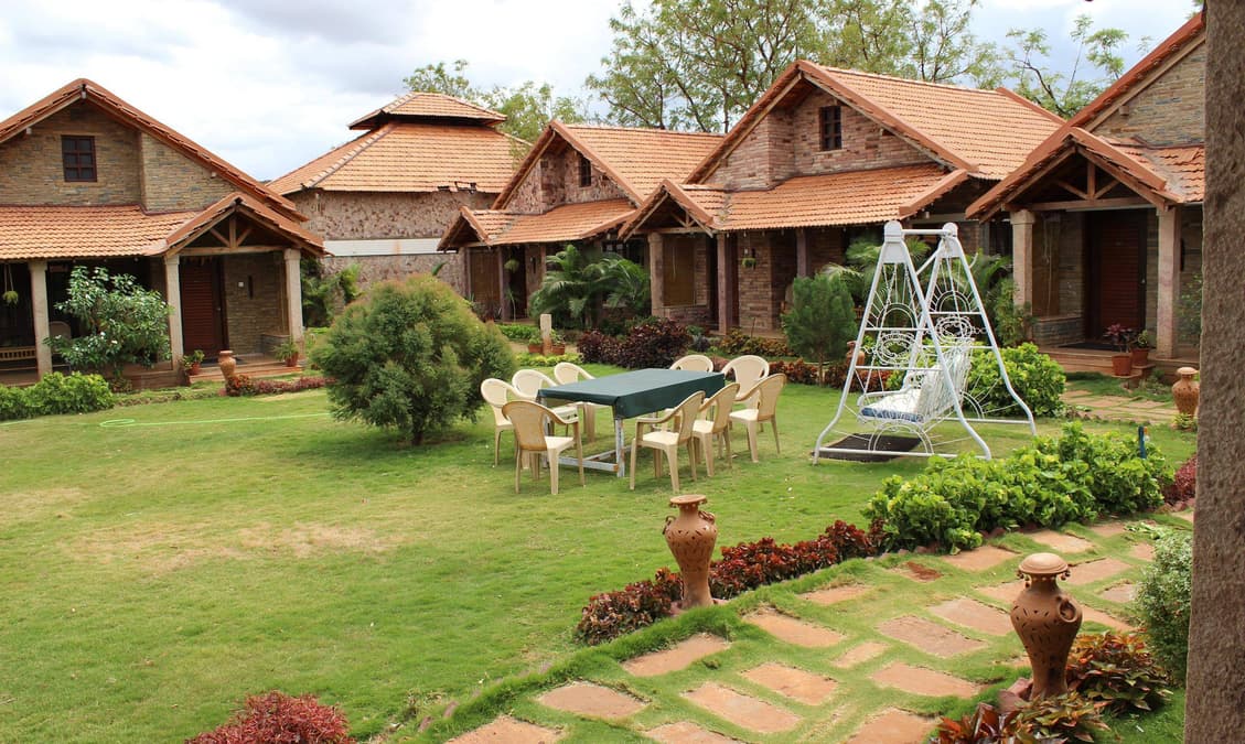 5 Best Resorts in Badami - 2025 (With Price & 1300+ Reviews)