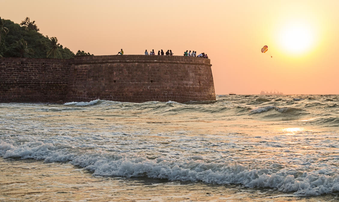 16 Ancient Forts in Goa - Forts in North and South Goa 2025