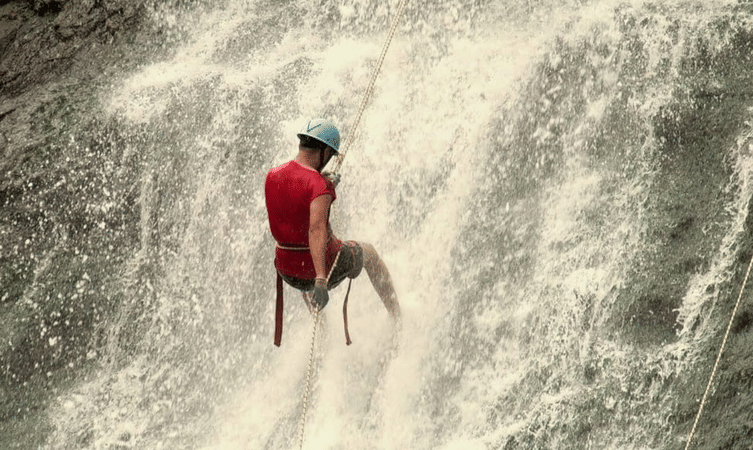 20 Adventure Sports in Rishikesh Starting from ₹600 only/-