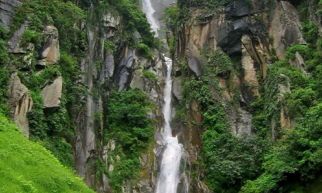 5 Majestic Waterfalls in Manali That Are Not To Be Missed