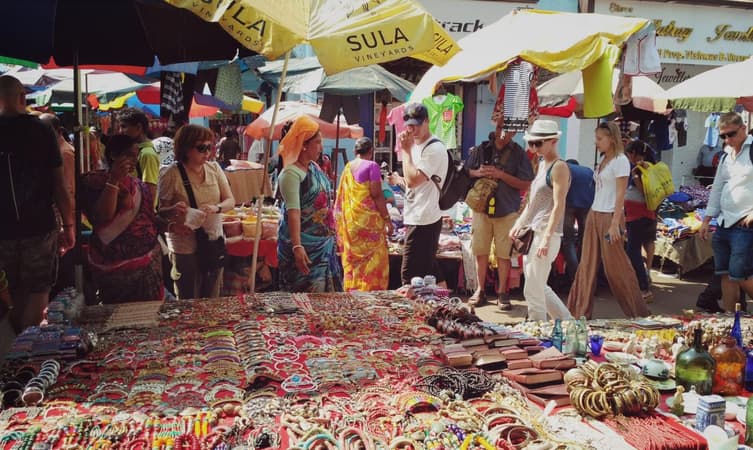 10 Best Markets in Goa for Shopping (Speciality & Timings)