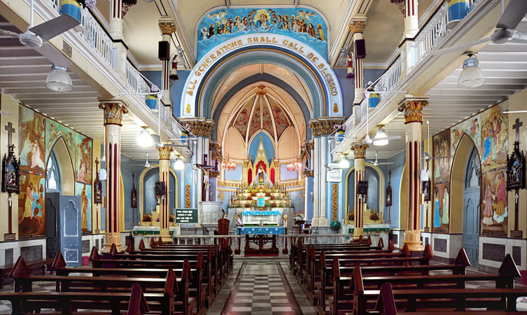 15 Places to Visit in Bandra 2025, Tourist Places & Attractions