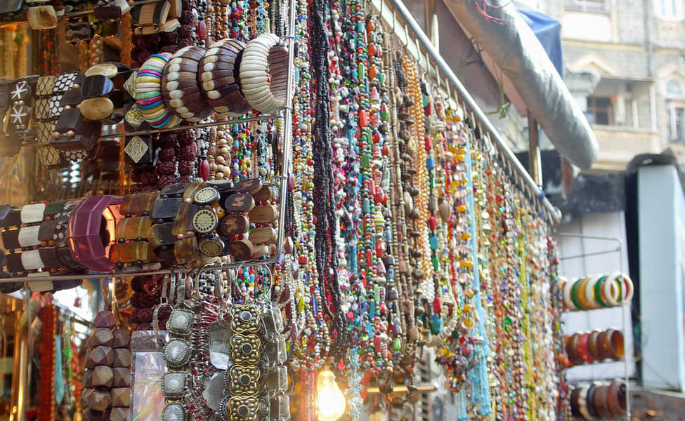 15 Places to Visit in Mumbai For Shopping - 2025(Updated)