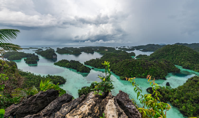 55 Places to Visit in Indonesia, Tourist Places & Attractions