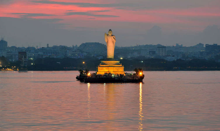15 Hangout Places in Hyderabad For a Perfect Weekend: 2026