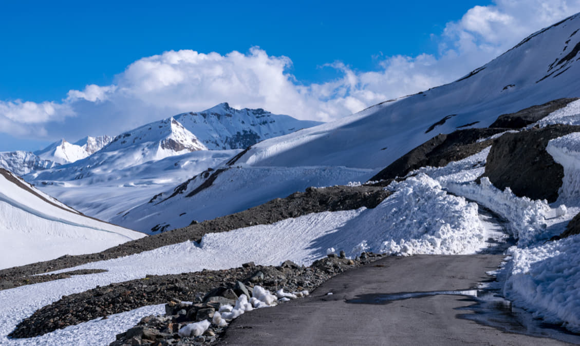 How to Reach Spiti Valley by Road, Air, Train & Bus (Updated)