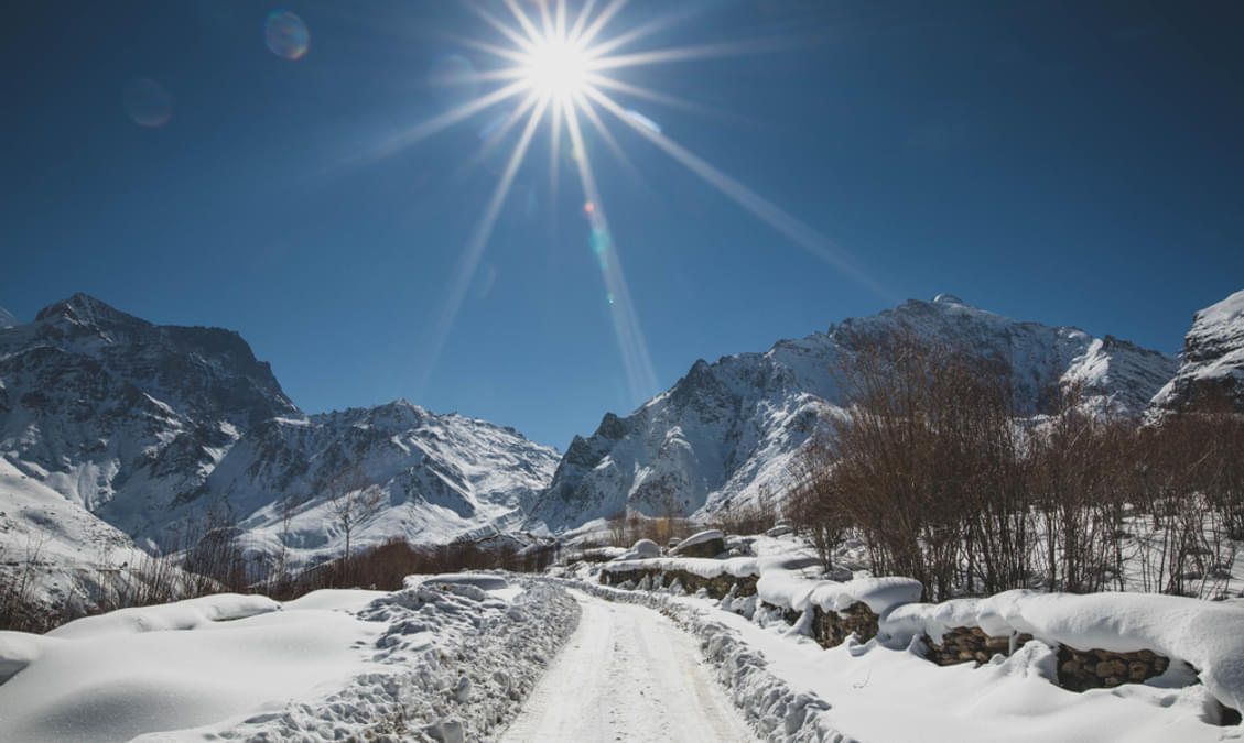 How to Reach Spiti Valley by Road, Air, Train & Bus (Updated)