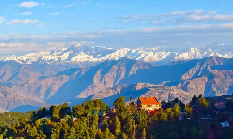 25 Hill Stations in North India: 2025 Updated