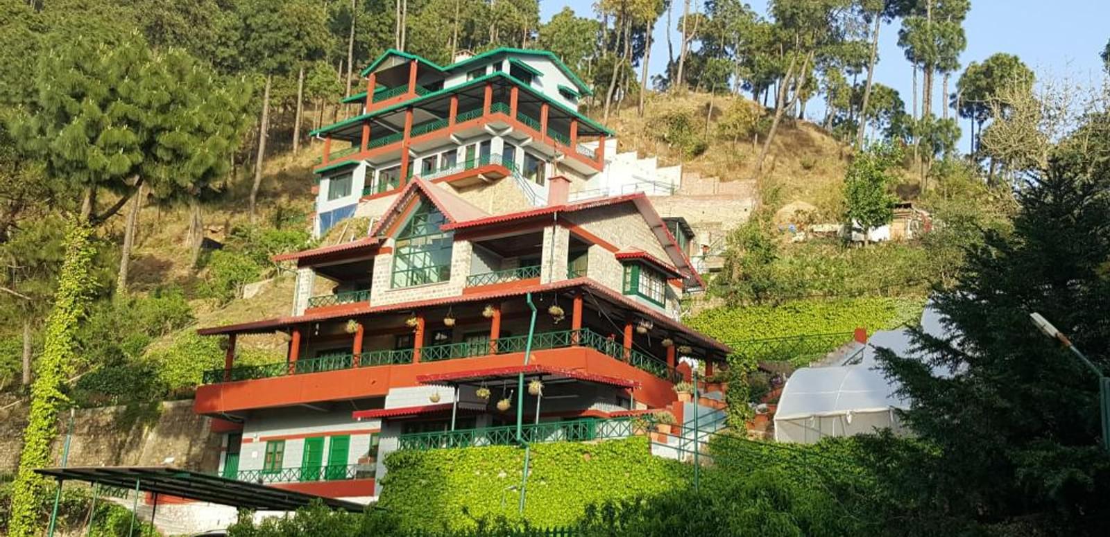 Luxury Mountain Homestay In Barog | Staycation