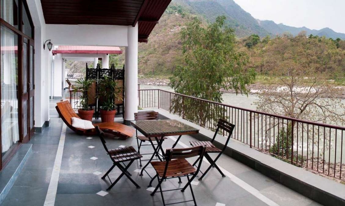 10 Luxury Tents in Rishikesh: 2025 (Location, Amenities & Price)