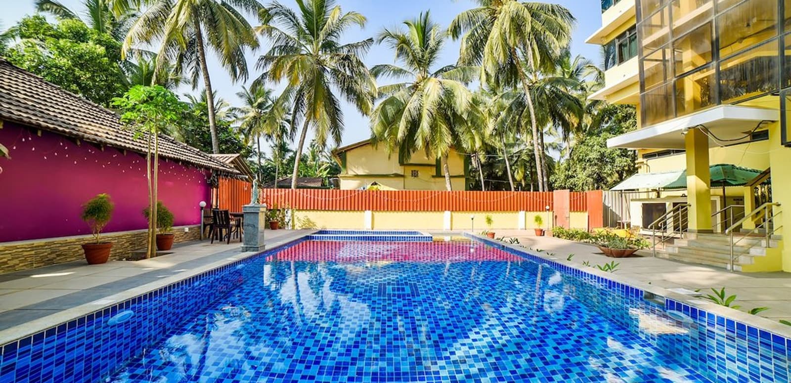 Hotel Royal Resort Goa Stay