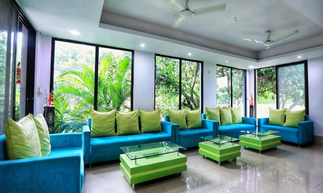 15 Resorts Near Indore | Deals Upto 50% Off