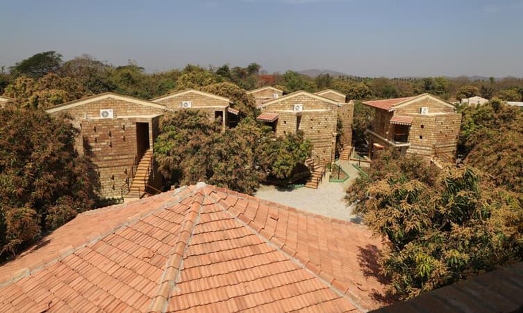20 Resorts In Sasan Gir, Book NOW & Get Upto 50% Off