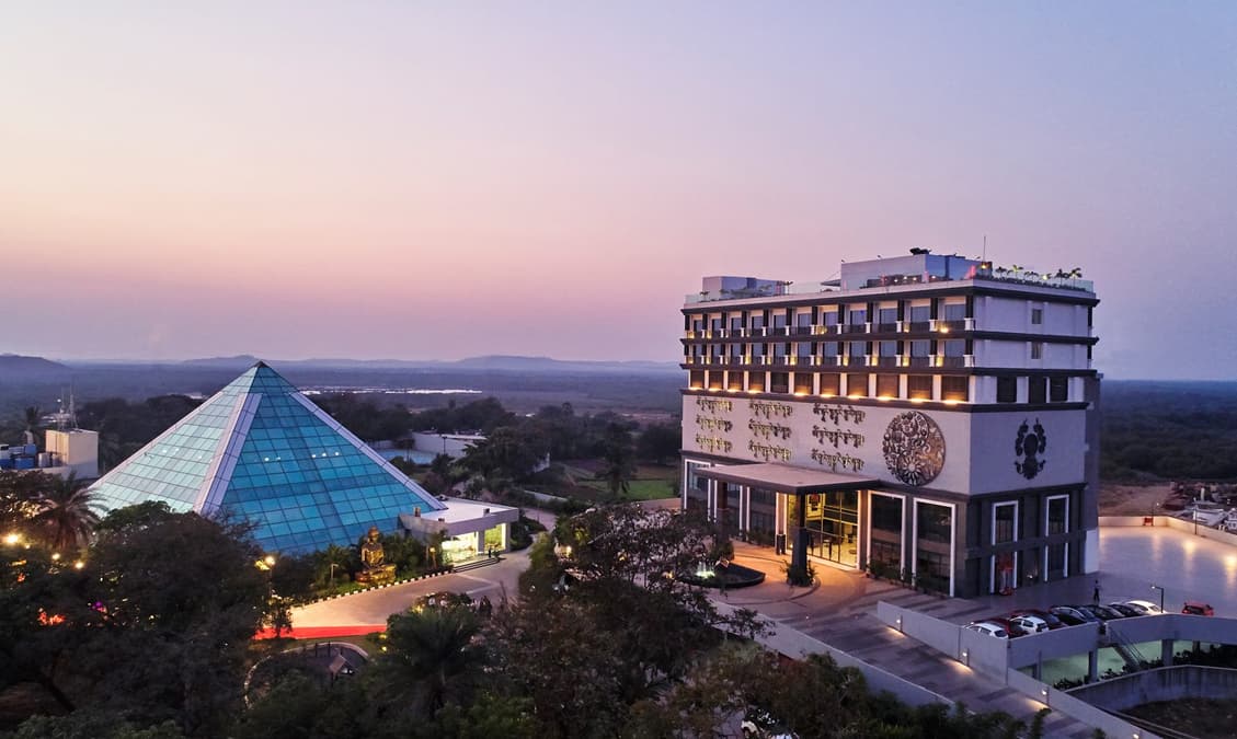11 Resorts In Uttan, Book NOW & Get Upto 50% Off