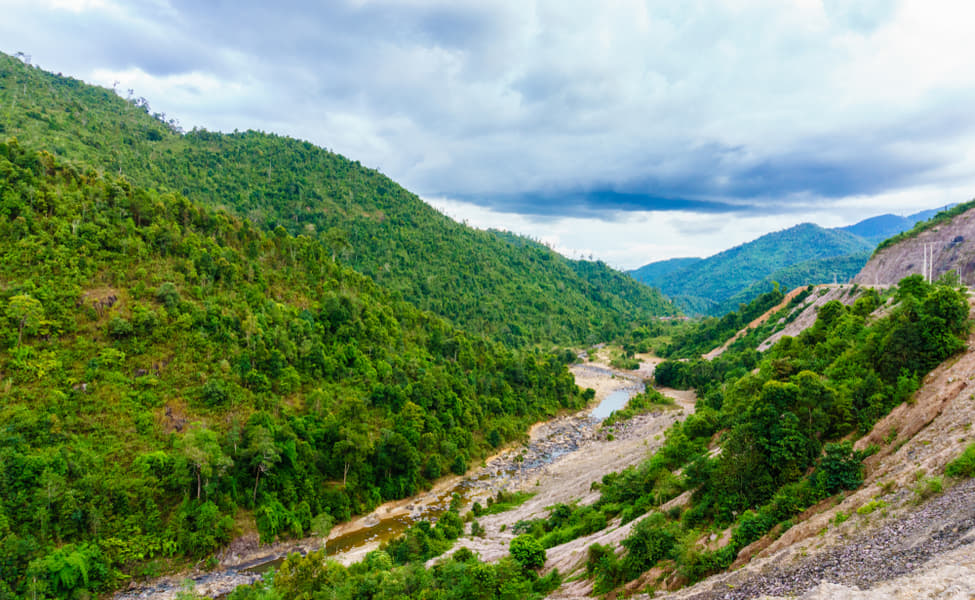 5 Places to Visit in Xiangkhoang Plateau & Top Tourist Places