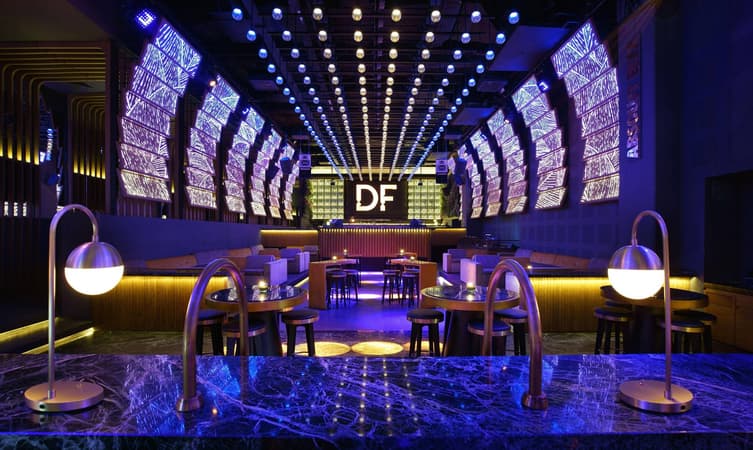 Kuala Lumpur Nightlife: 40 Places, Nightclubs & Markets to Visit!