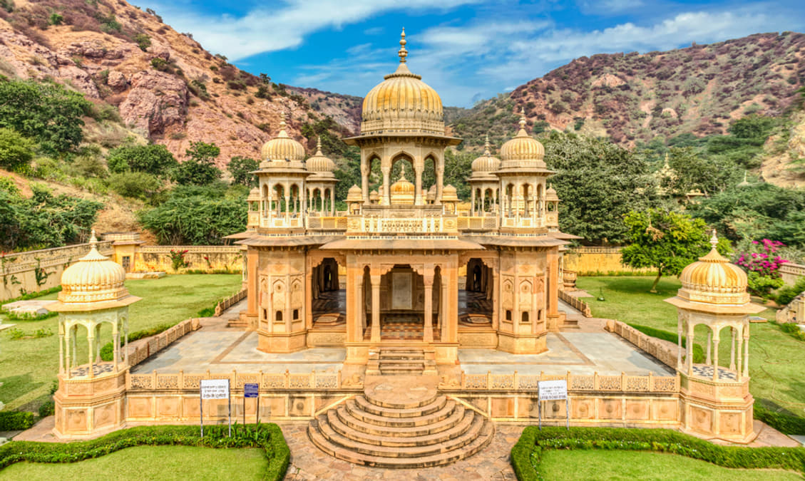 20 Historical Places in Jaipur | Best Historical Monuments!
