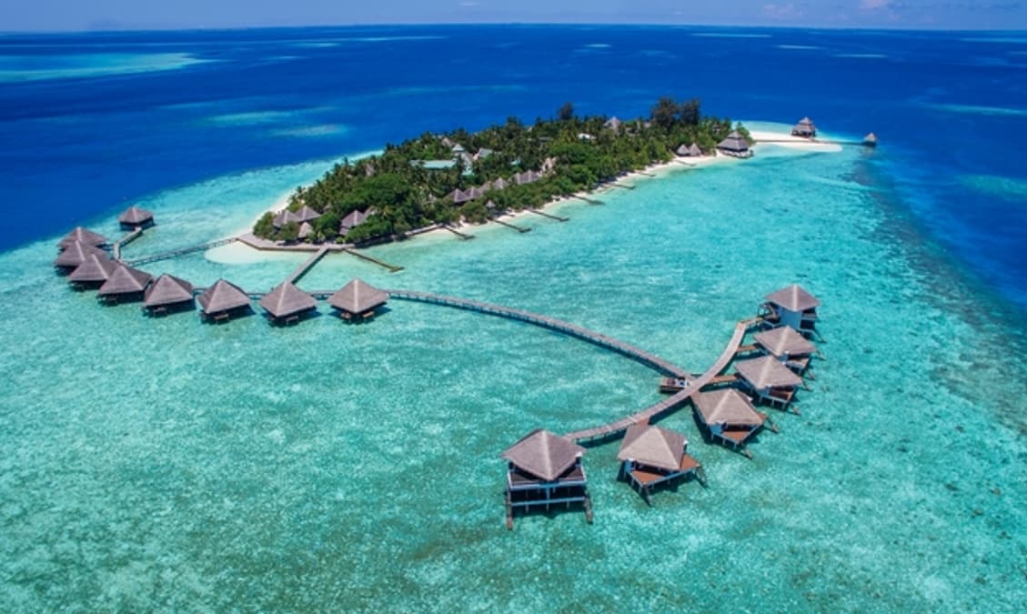 10 Resorts in Vaadhoo Island Maldives, Book @ 50% Off