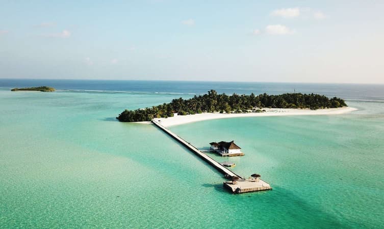 10 Resorts in Vaadhoo Island Maldives, Book @ 50% Off
