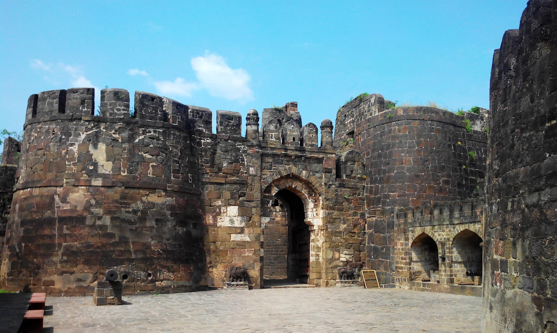 35 Historical Places in Maharashtra That You Must Visit in 2024