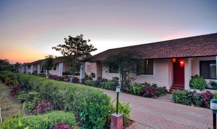 10 Resorts in Amboli, Book Now @ Upto 50% Off