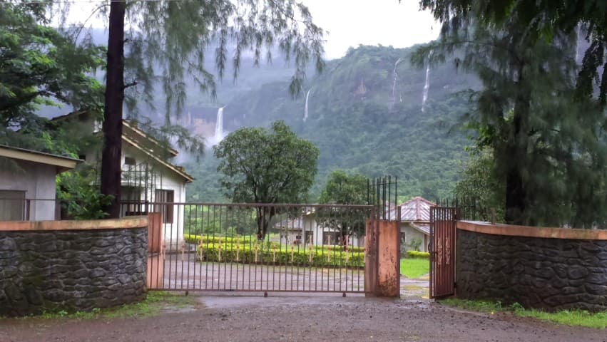 10 Resorts in Bhimashankar, Book Now & Get Upto 50% Off