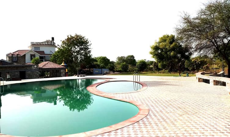 10 Resorts near Vadodara For Weekend, Book @ 50% Off