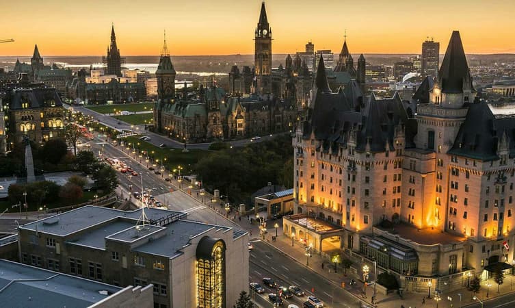 55 Places To Visit in Canada 2026, Tourist Places & Attractions